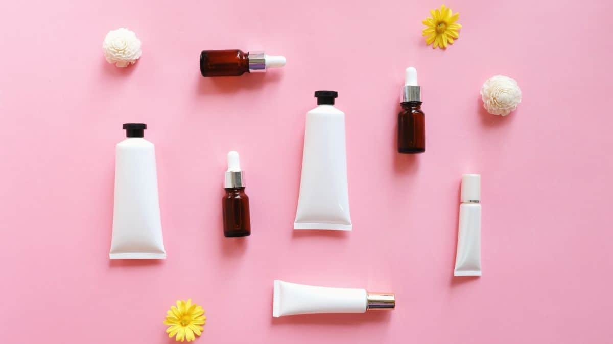 11 Rekomendasi Skincare untuk Kulit Berminyak Terbaik