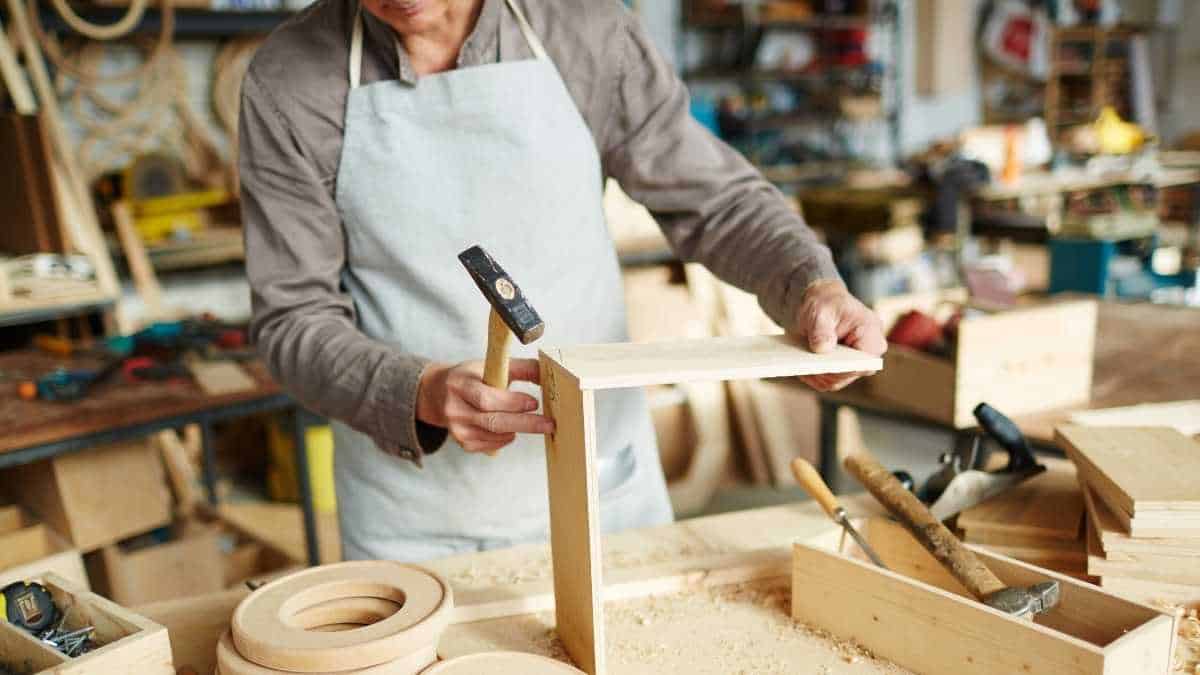 Cara Mulai Bisnis Furniture, Berapa Modal dan Omsetnya?